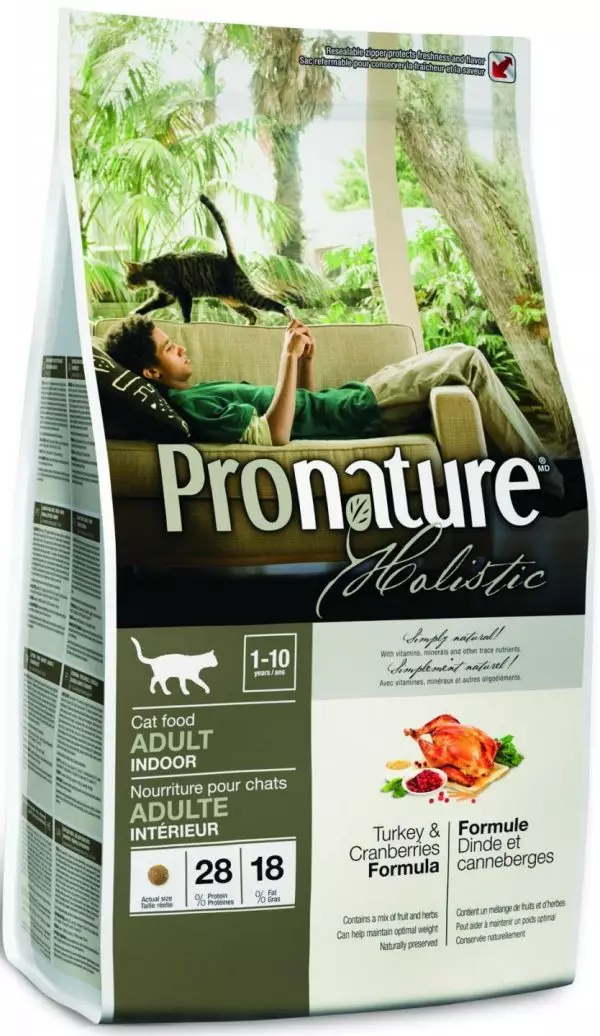 Dry food pronature holistic na may cranberries.