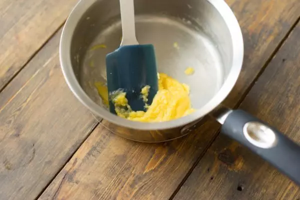Campuran tepung dan mentega