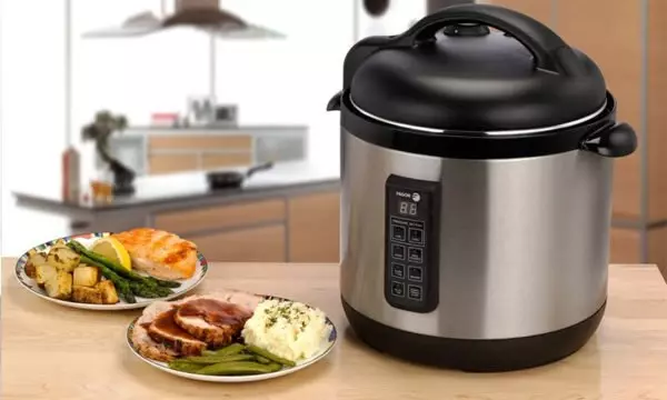 Multicooker and dishes on a plate