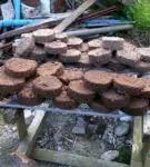 Briquettes los ntawm sawdust