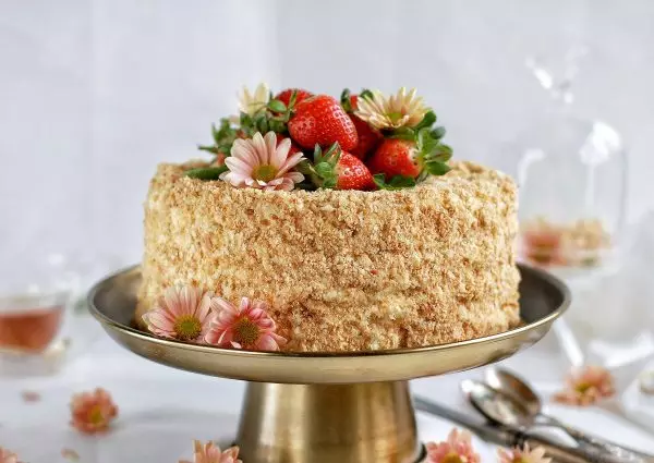 Napoleon Cake.