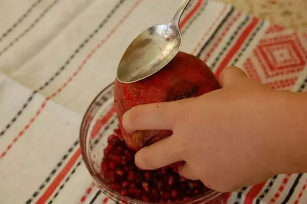 Kupomba Pomegranate Spoon