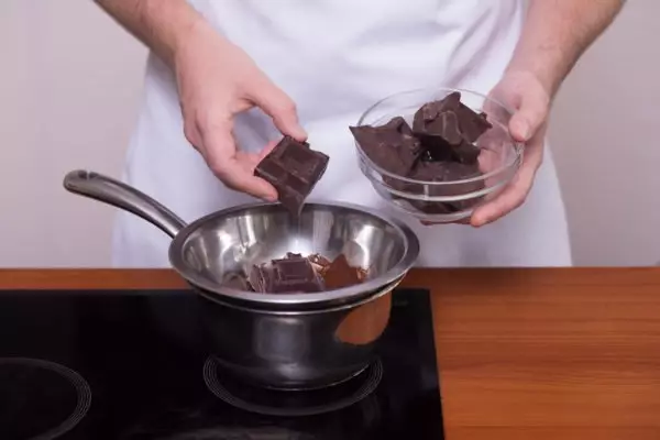 Chocolate melt on the stove
