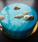蛋糕在蓝色色调