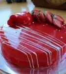 Mousse cake with strawberries