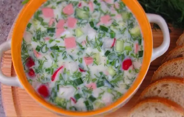 Classic Okrochka muri Kefir: Intambwe-yintambwe yintambwe hamwe namafoto na videwo