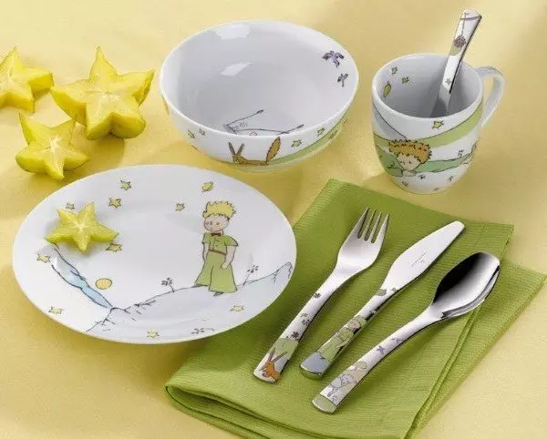 Set of tedware