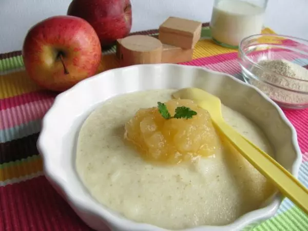 কোঁকড়া অ্যাপল Semolina.