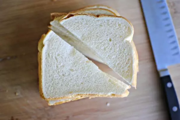 Toast bread