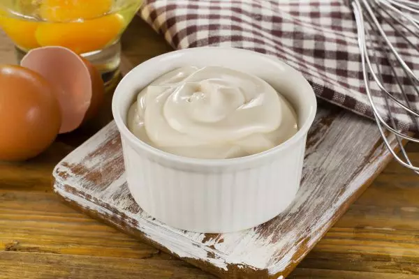 Homemade mayonnaise