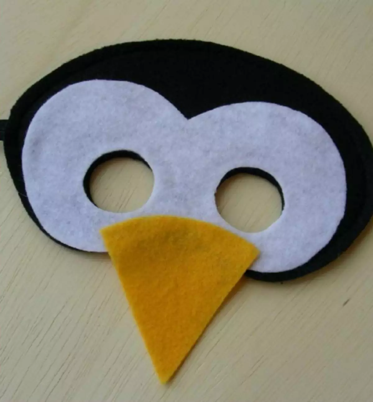 Пингвин костим: маска
