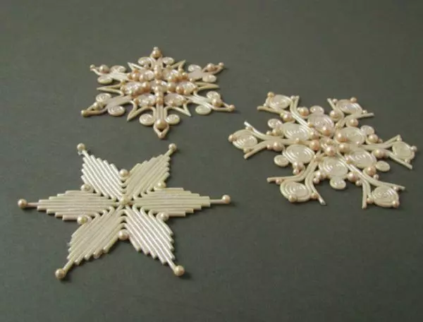 Snowflakes minn Clay