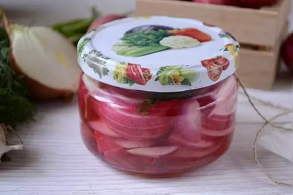 Bank with pickled radish