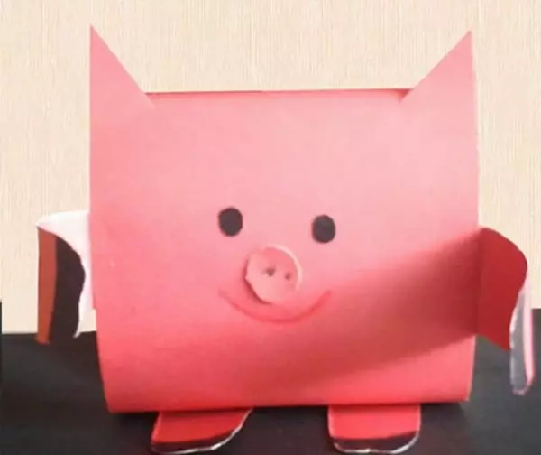 Figura de porco de papel