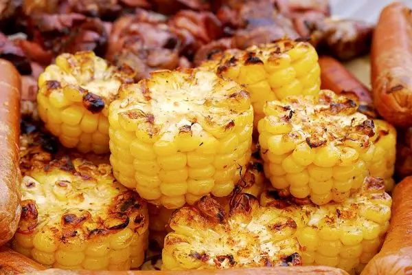 Corn-kuiritaj maizaj rondoj