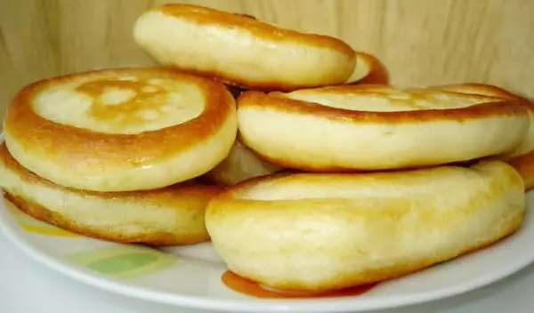 Pancakes នៅ Kefir ។