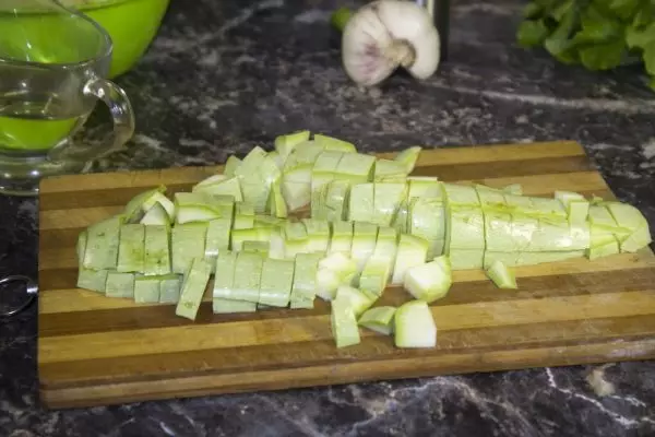 Sliced ​​zucchini