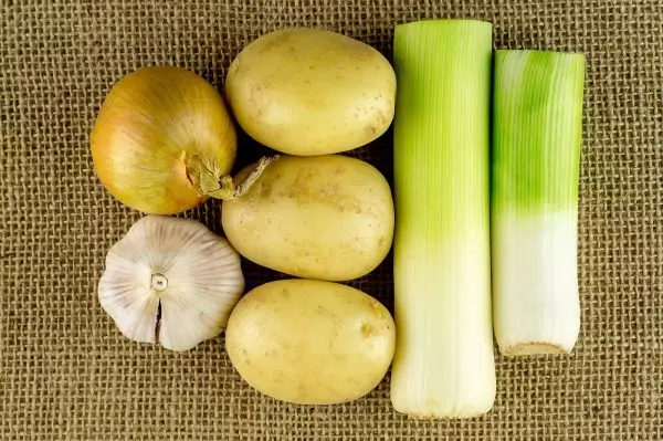 Kartof, soğan və sarımsaq