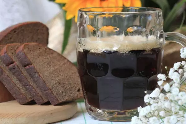 Pane nero Kvass.