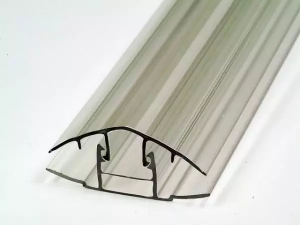 Polycarbonate sheet connector