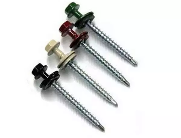 Self-tapping screws for sandwich panels