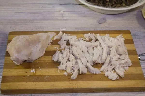 گوشت مرغ پخته شده