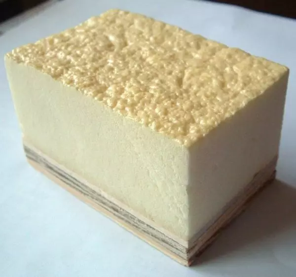 Frozen polyurethane foam