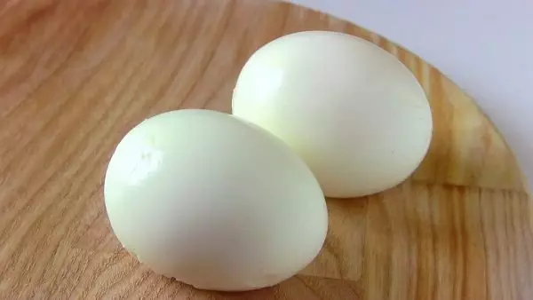 Ovos cozidos purificados