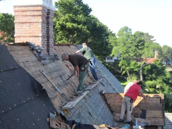 Desmontando o telhado