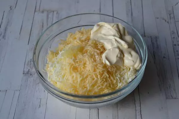 Rafaello da bastoncini e formaggio granchio: ricetta passo-passo con foto e video 4690_6