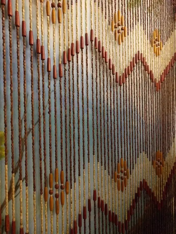 Curtains from bamboo beads