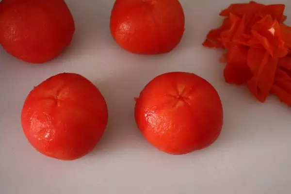 Tomatoes without skin