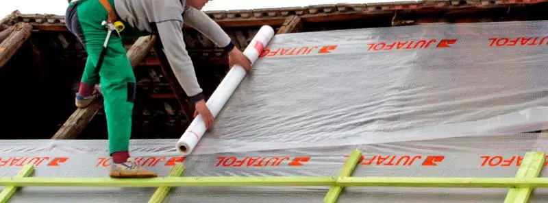 The membrane for the roof, its types and brands with a description, characteristics and reviews, as well as installation features