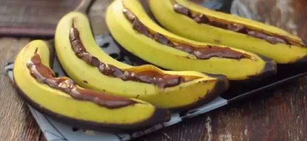 Bananer med sjokolade