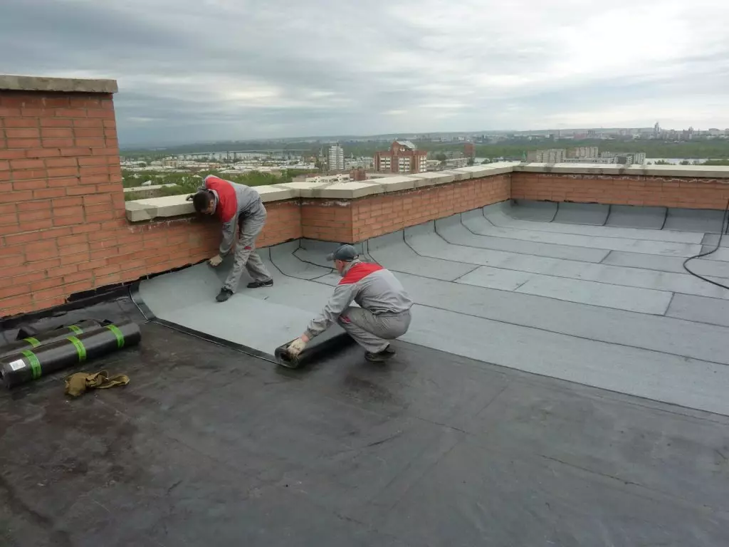 Installazione del tetto del pavimento, incluso come calcolare correttamente il consumo di materiale