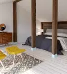 Skandināvijas stils guļamistabas interjerā