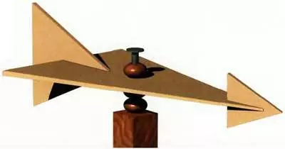 Flewer de la madera contrachapada en forma de un avión