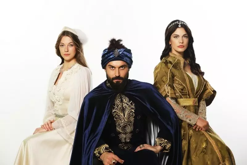 De vakreste draktene fra serien Sultan i mitt hjerte: Et utvalg av bilder