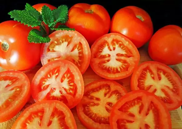 Izrezati rajčice