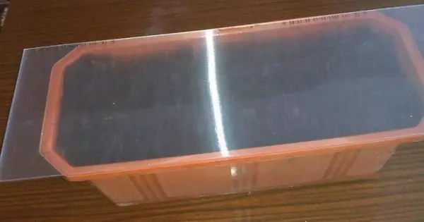 Pudełko pod szkłem