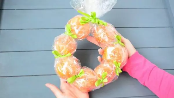 wreath ວັນຄຣິດສະມາດຈາກ Mandarins