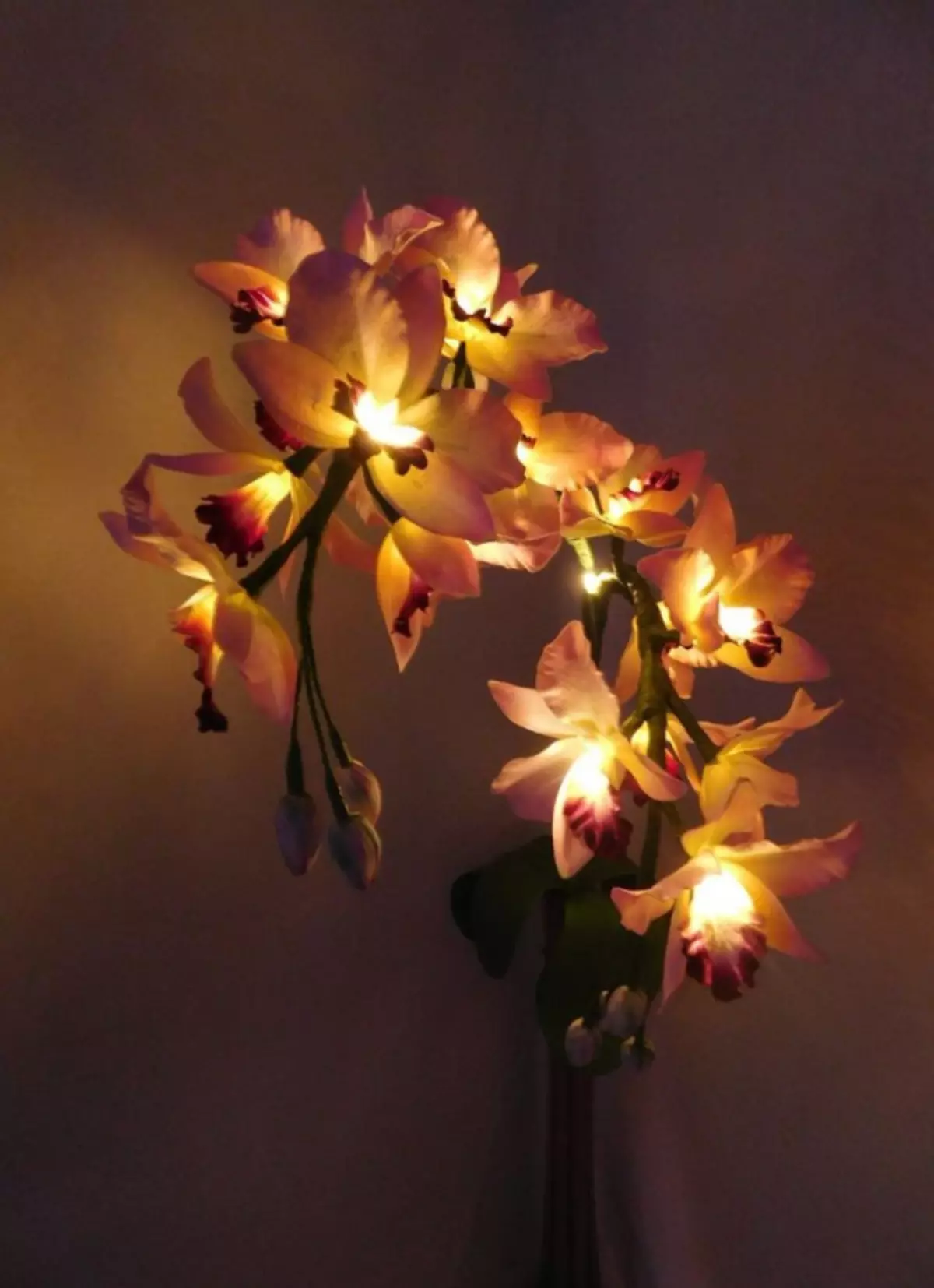 Лампа цвете