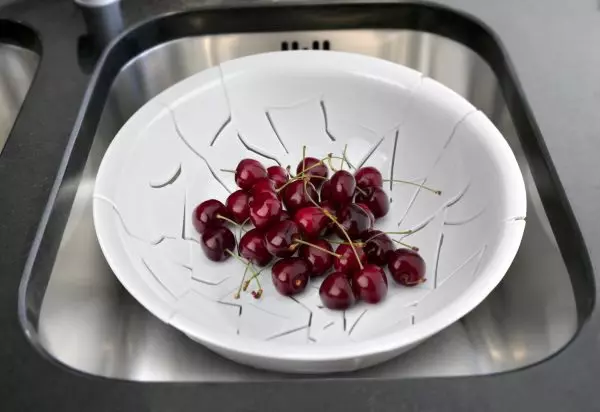 Wiśnia w Colander.