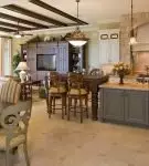 Viduržemio jūros stiliaus interjeras virtuvei