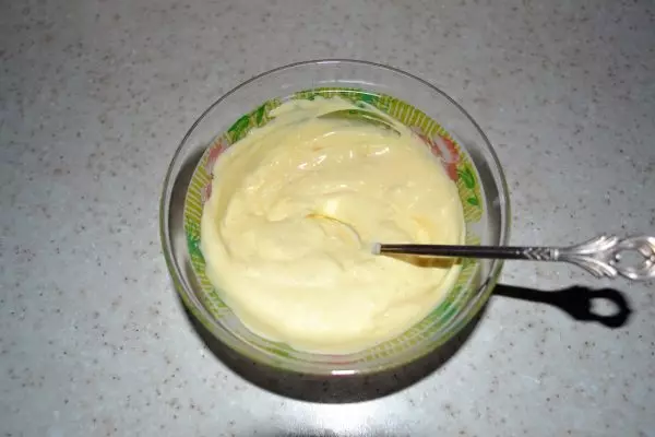 Mayonnaise na vitunguu