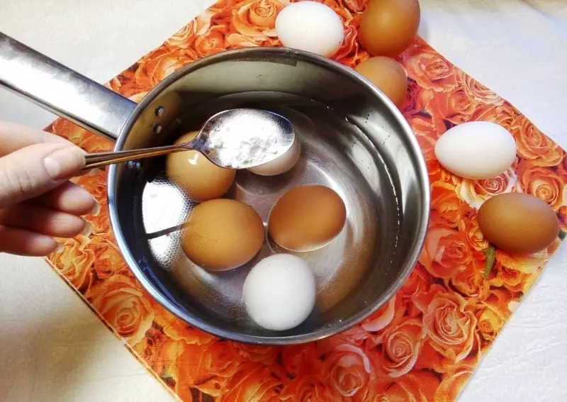 5 LifeHakov เมื่อทำอาหารไข่ที่คุณไม่รู้ 651_3