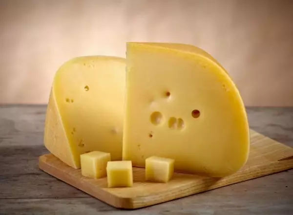 Добар чврсти сир
