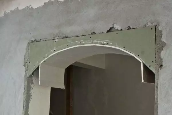 Plasterboard Arch í hurðinni