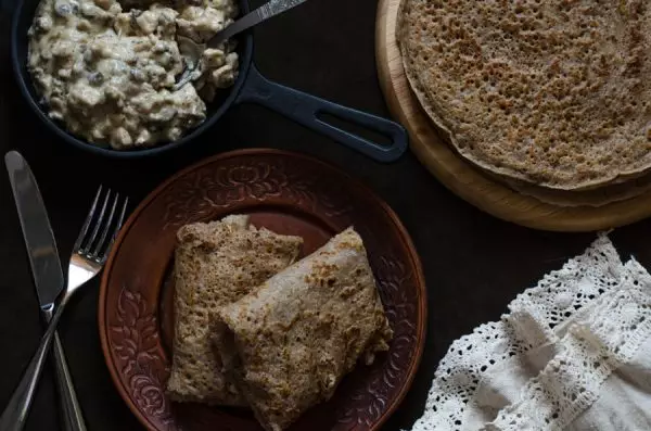 Bánh kếp từ bột lúa mạch đen, bột yến mạch, gạo, ngô, lanh, kệ: công thức nấu ăn từng bước với hình ảnh và video