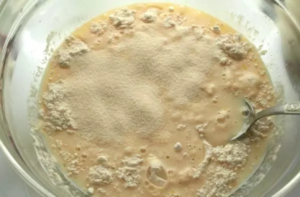 Yeast dough for oat pancakes